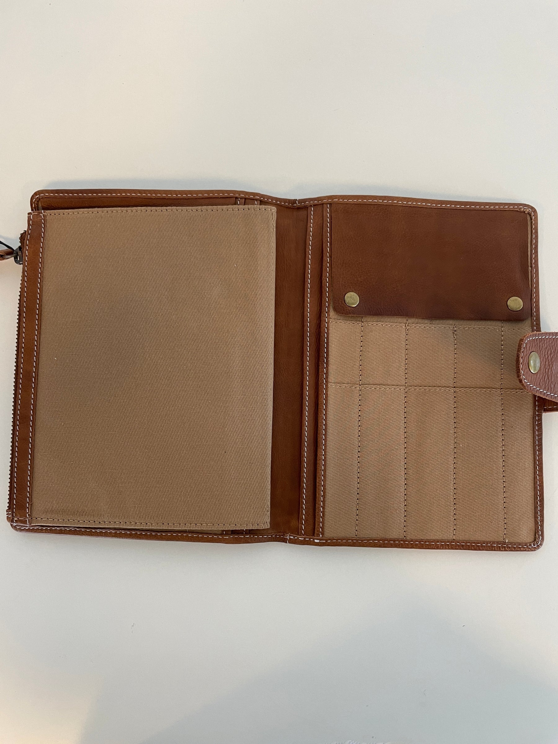 Project 67 Folio Type Needle Case by Re:Designed | Tribe Yarns - tribeyarns