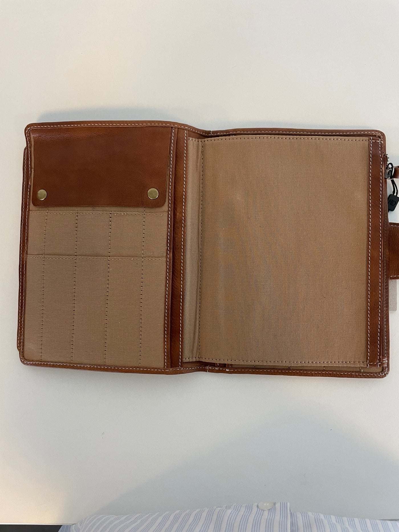 Project 67 Folio Type Needle Case by Re:Designed | Tribe Yarns - tribeyarns