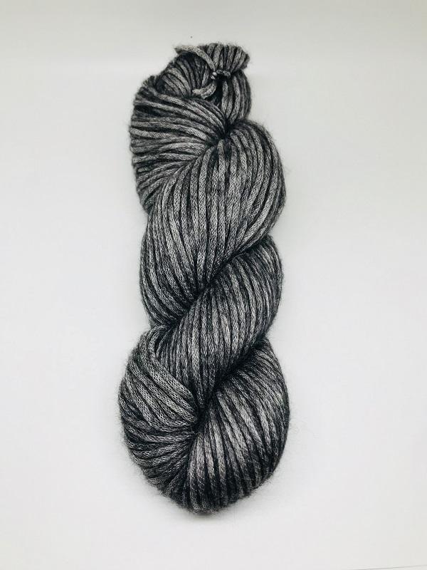Amelie by Illimani Yarns