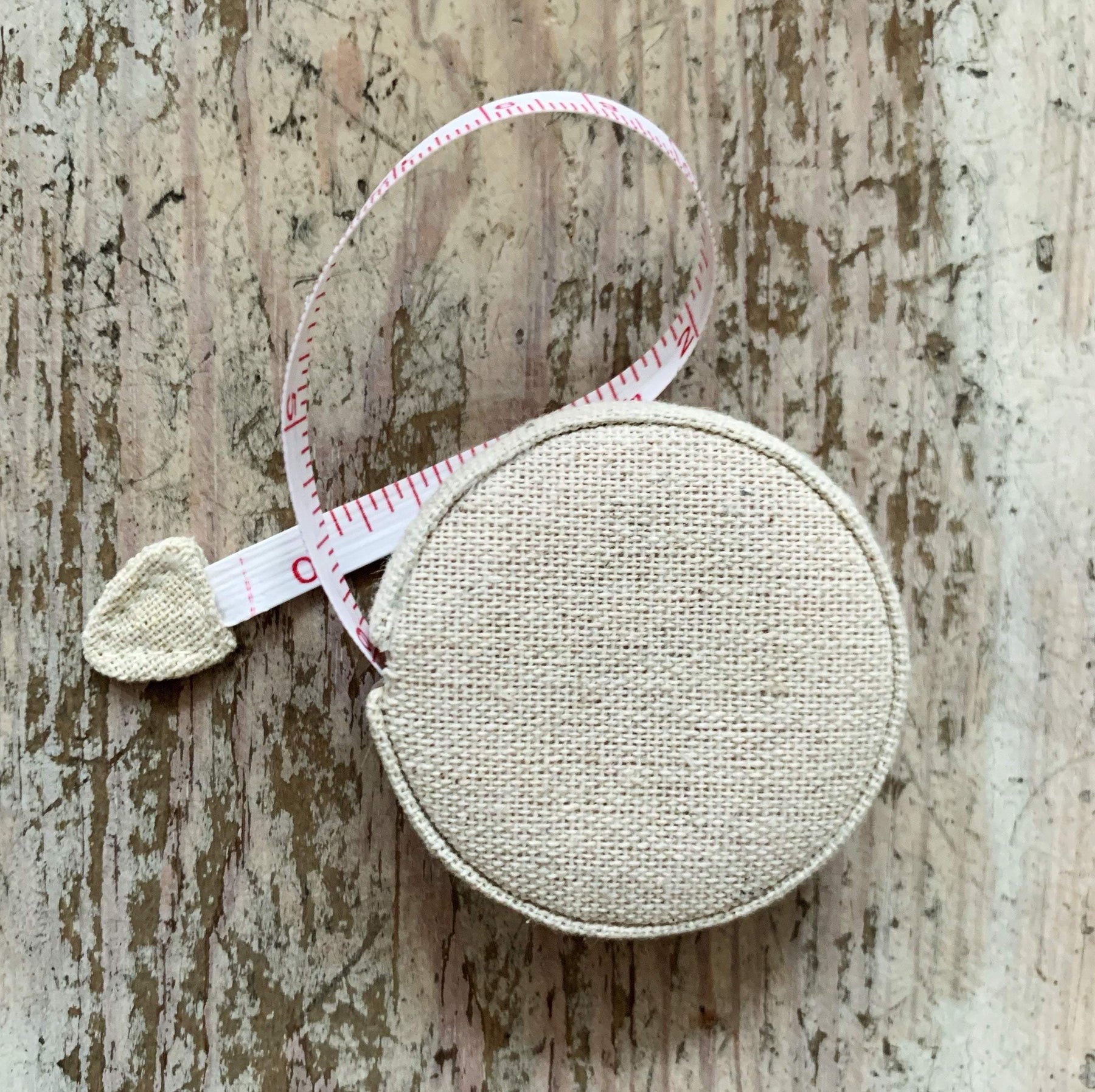 Bee Retractable Measuring Tape | Tribe Yarns, London - tribeyarns